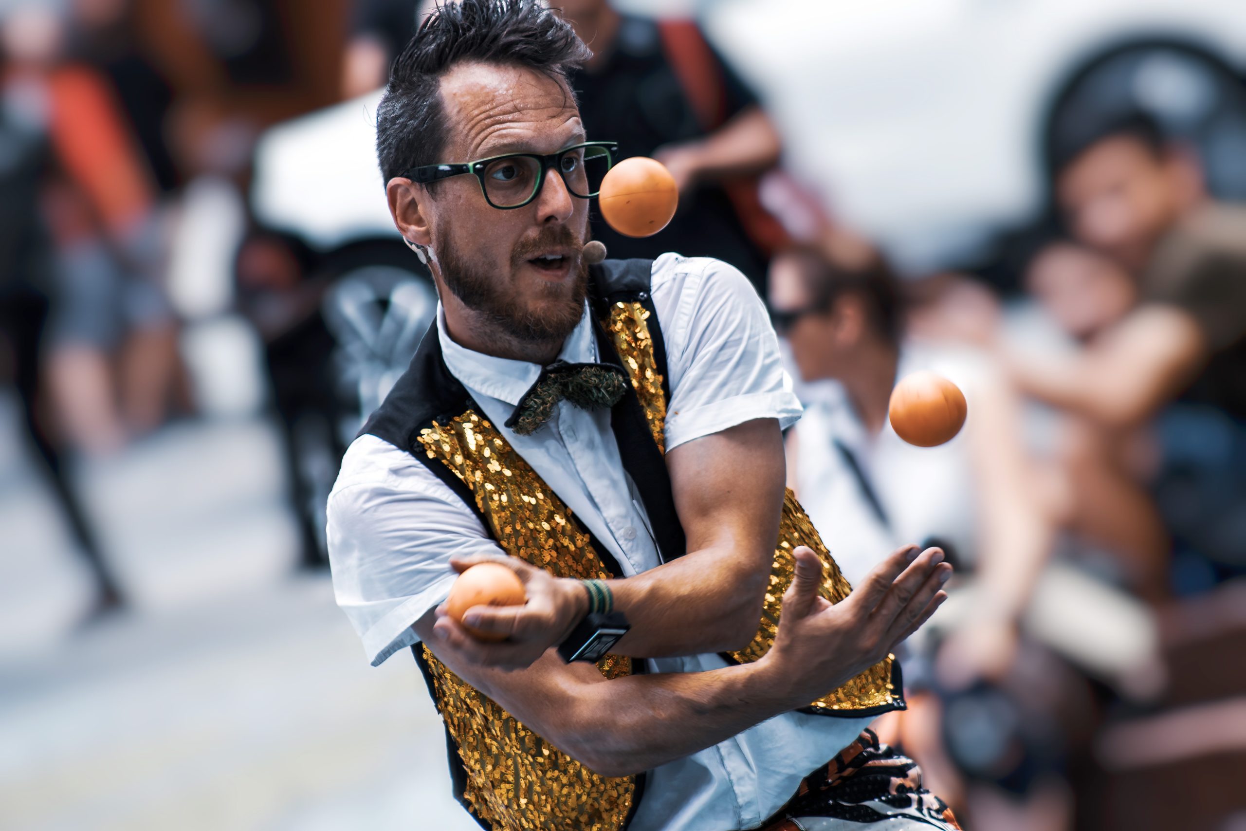 Man From Idaho Breaks Juggling World Record - Kiwi Kids News