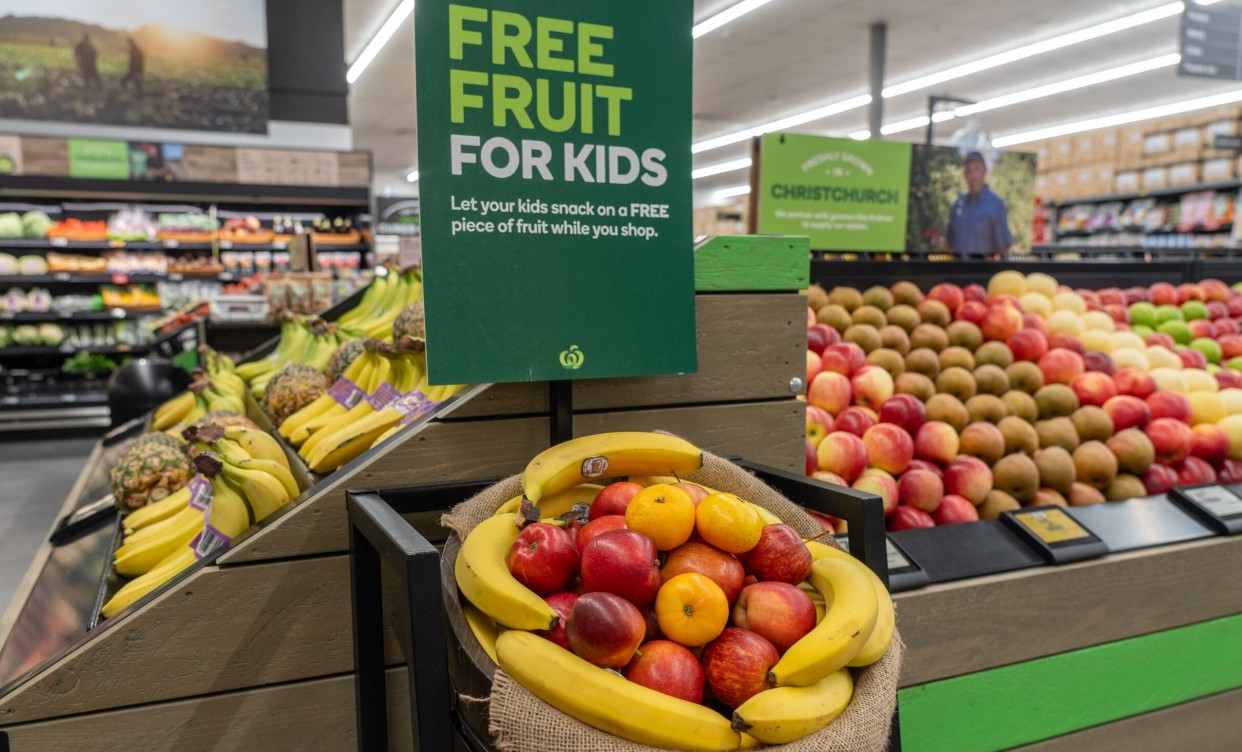 Woolworths Gives Away 10 Million Pieces of Fruit - Kiwi Kids News